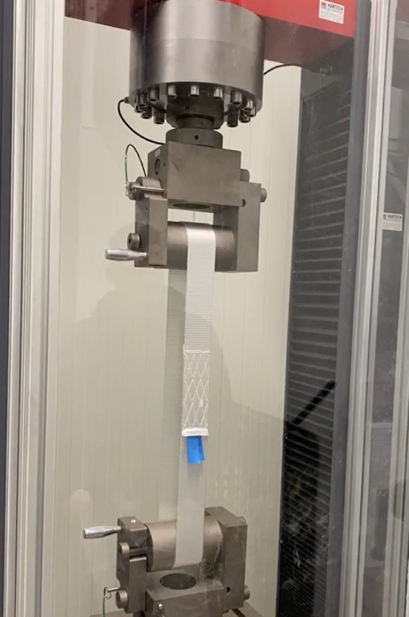 Trekproef hijsband op trekbank - Hartech